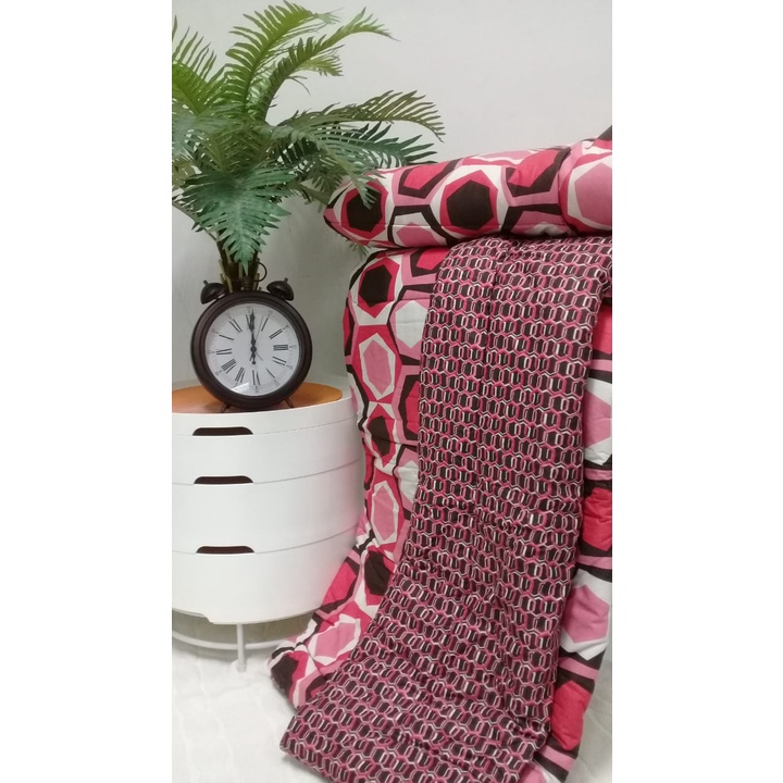 Jual Lemons Ex Mall Bed Cover Essenza Ukuran Queen | Shopee Indonesia