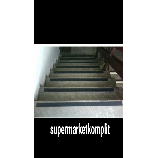 Jual list safety walk lis tangga amplas step nosing 3M anti slip tangga merk 3M mudah praktis ...