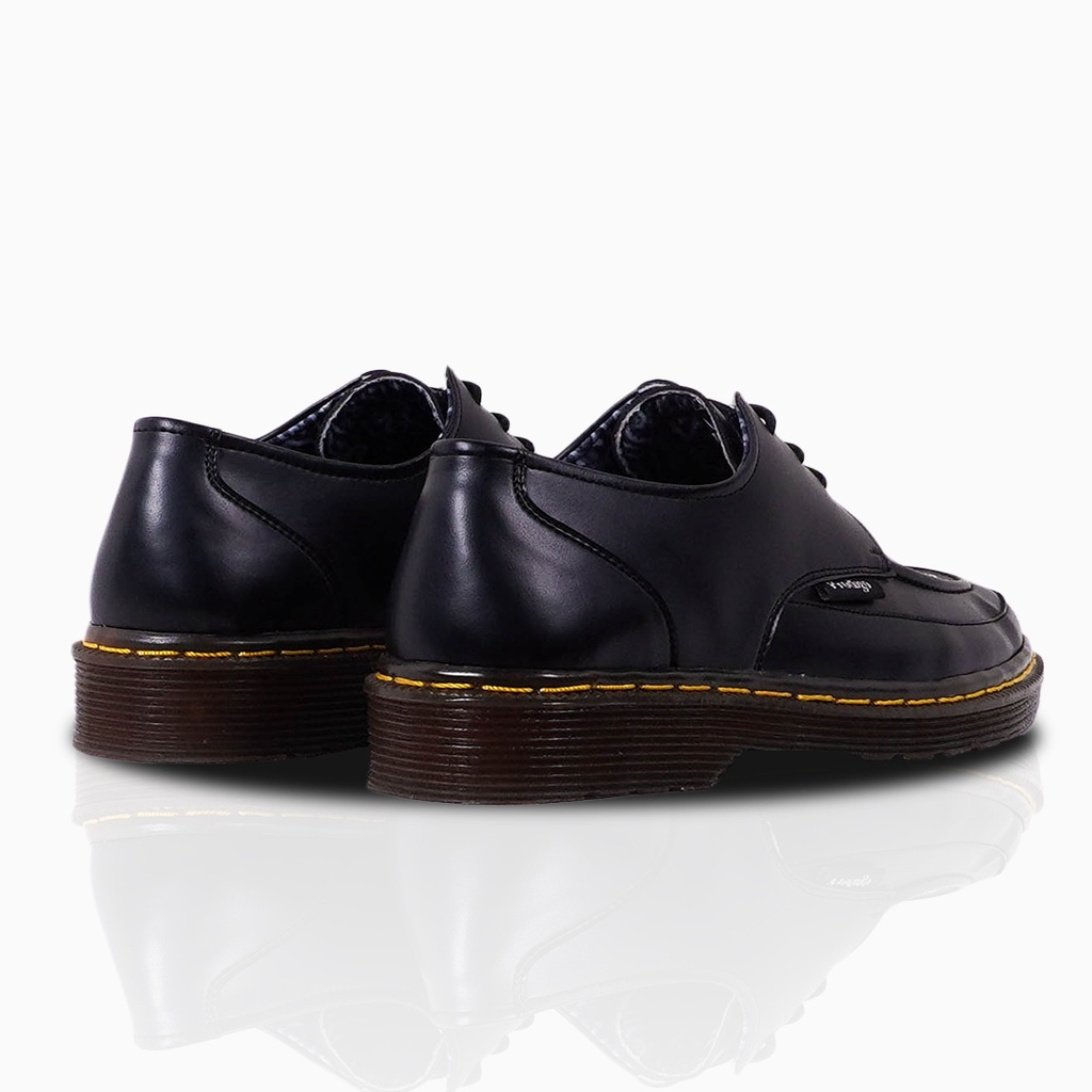 Jual Prodigo * Sepatu Pria Mahakam hitam | Sepatu low Boots | Sepatu ...