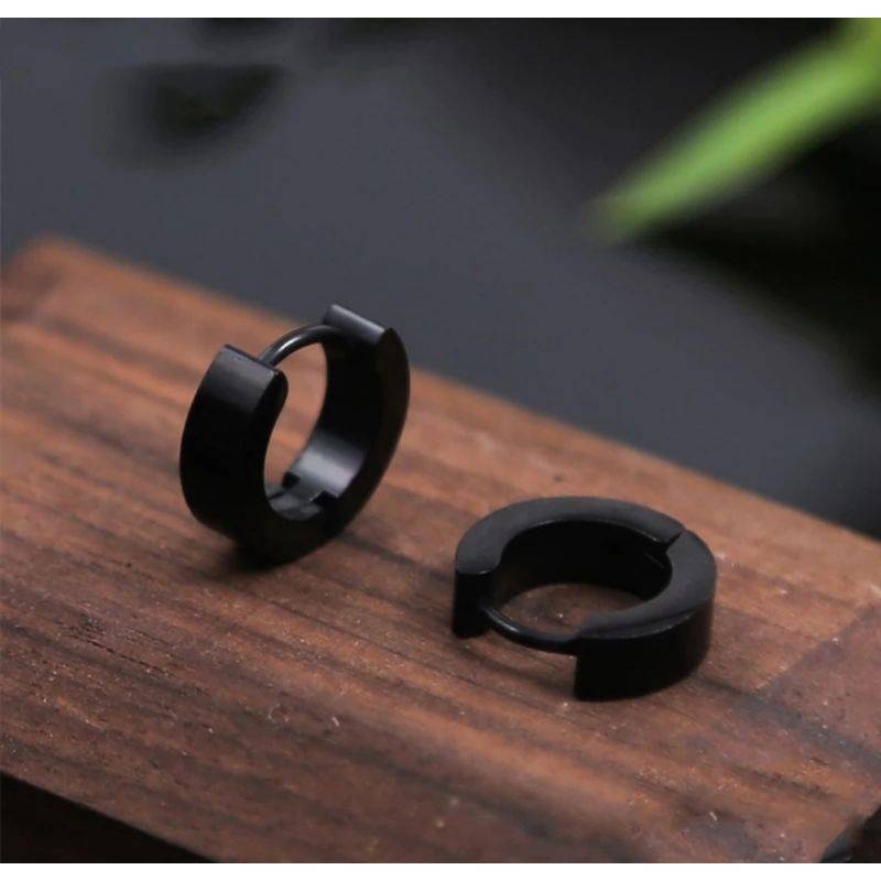 Jual ANTING TITANIUM PRIA ANTING TITANIUM TINDIK HITAM | Shopee Indonesia