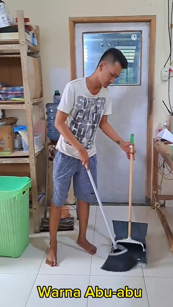 Jual Dustpan Tutup Terbaik | Clean Matic Pengki | Dustpan Tutup Hitam ...