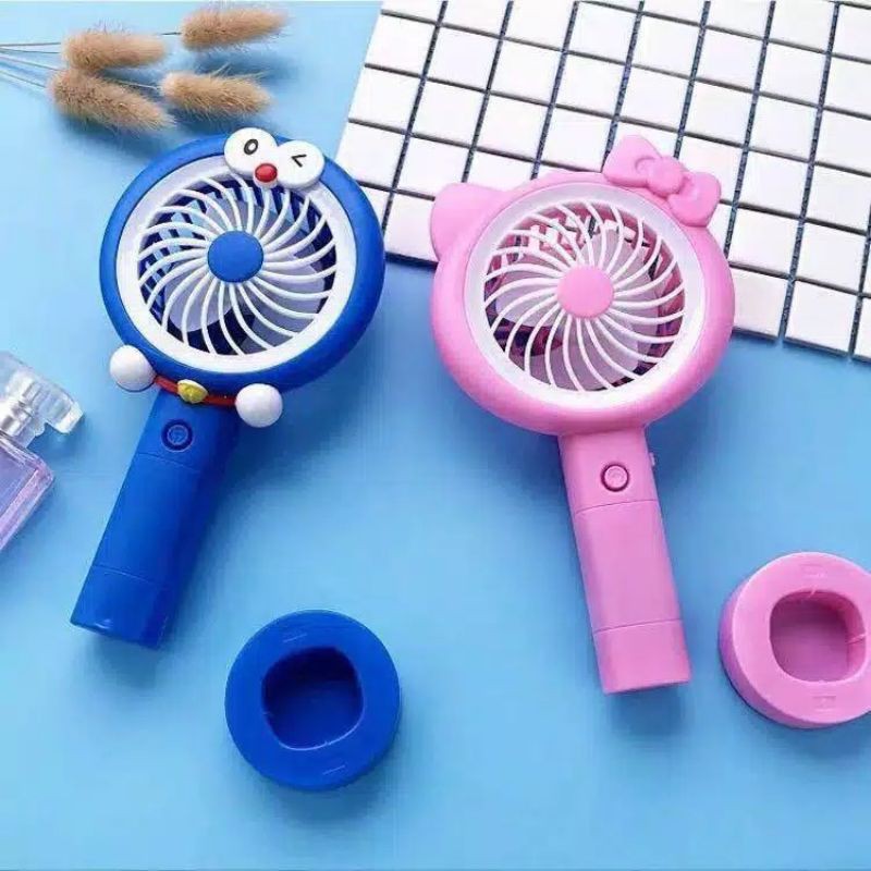 Jual Kipas mini fan karakter lucu portable | Shopee Indonesia