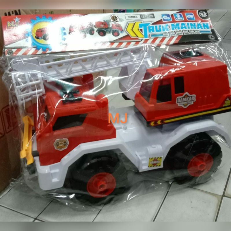 Jual AK 59 MAINAN TRUCK TANGGA BESAR PEMADAM FREE KUNCI KOMBINASI ...