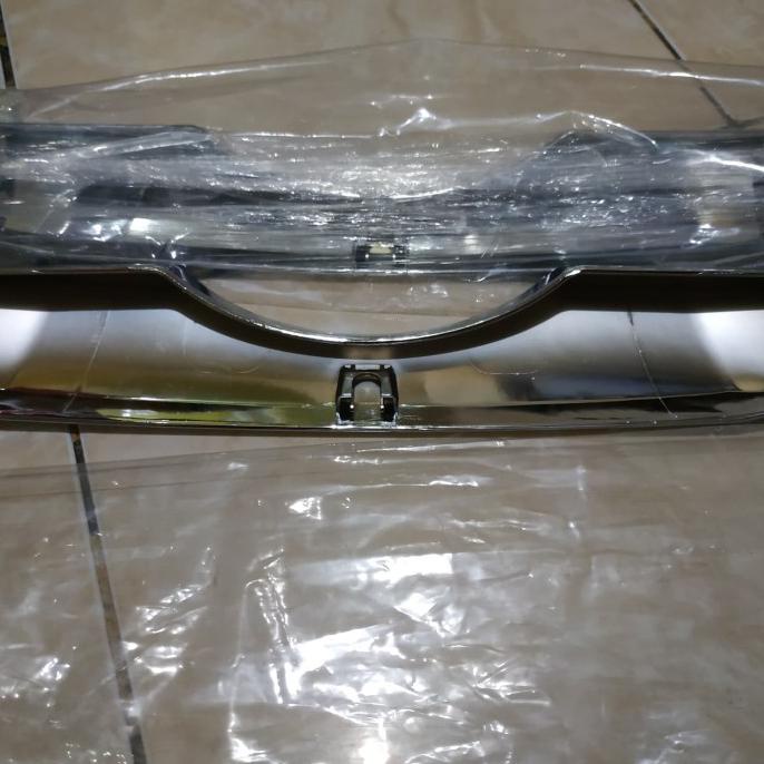 Jual List kap mesin innova 2012 2015 chrome model ganti | Shopee Indonesia