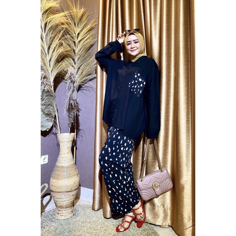 Jual oversize leopard navy | Shopee Indonesia