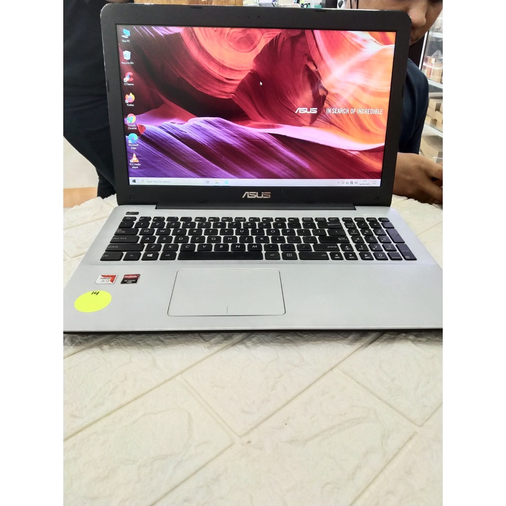 Jual Laptop Leptop Bekas second seken GAMING DESAIN PROGAMMER AMD A9 ...