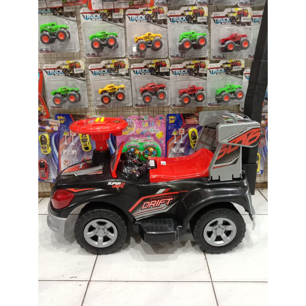 Jual Mainan anak mobil mobilan besar / mobil dorong / mobilan anak ...