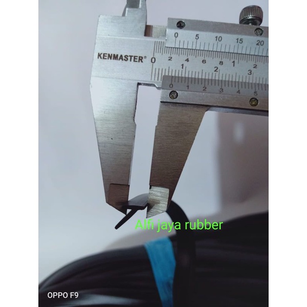 Jual Karet List bodykit T hitam 6mm | Shopee Indonesia