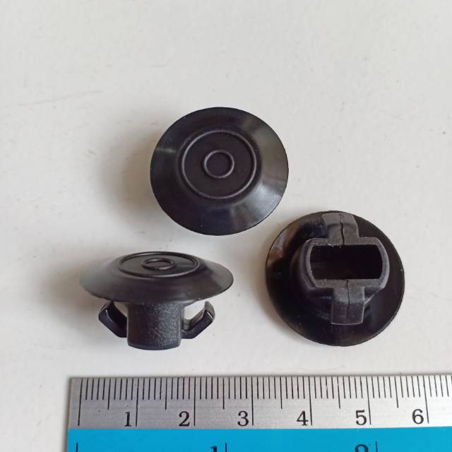 Jual Klip Moulding Retainer Toyota Hiace | Shopee Indonesia