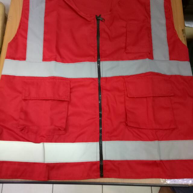 Jual ROMPI SAFETY BAHAN DRILL MERAH | Shopee Indonesia