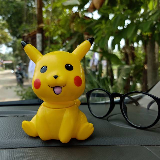 Jual Boneka Goyang Pokemon Pikachu Interior Mobil | Shopee Indonesia
