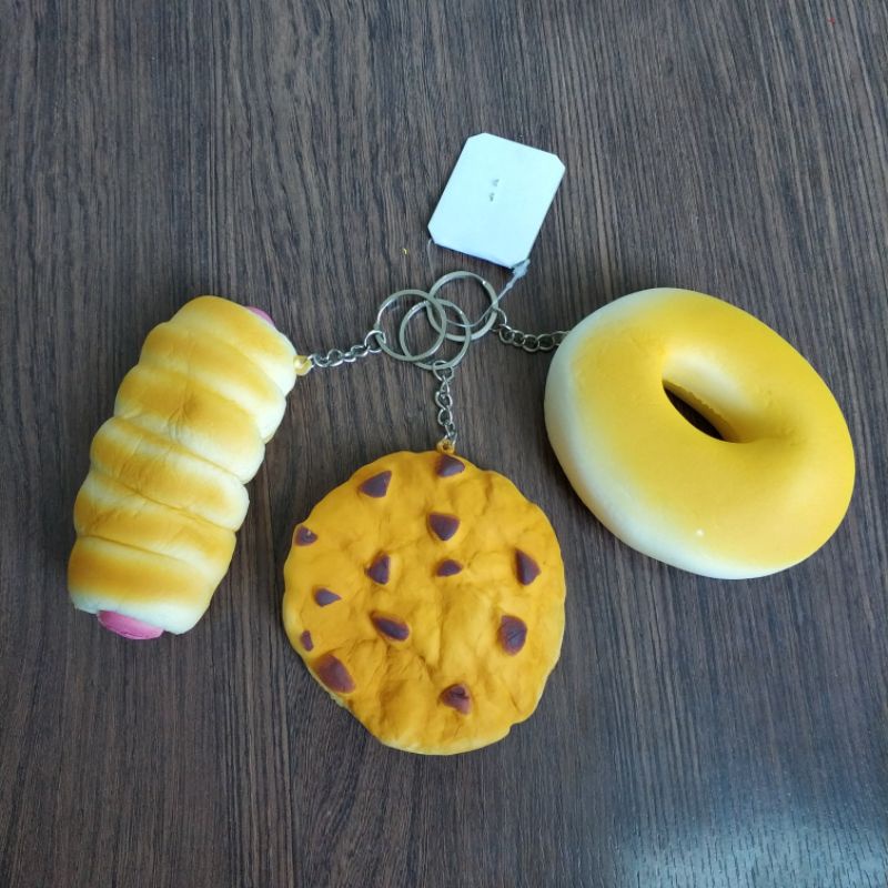 Jual Gantungan Kunci Squishy Bentuk Roti Bread Donat Motif Lucu Tas Gemas | Shopee Indonesia