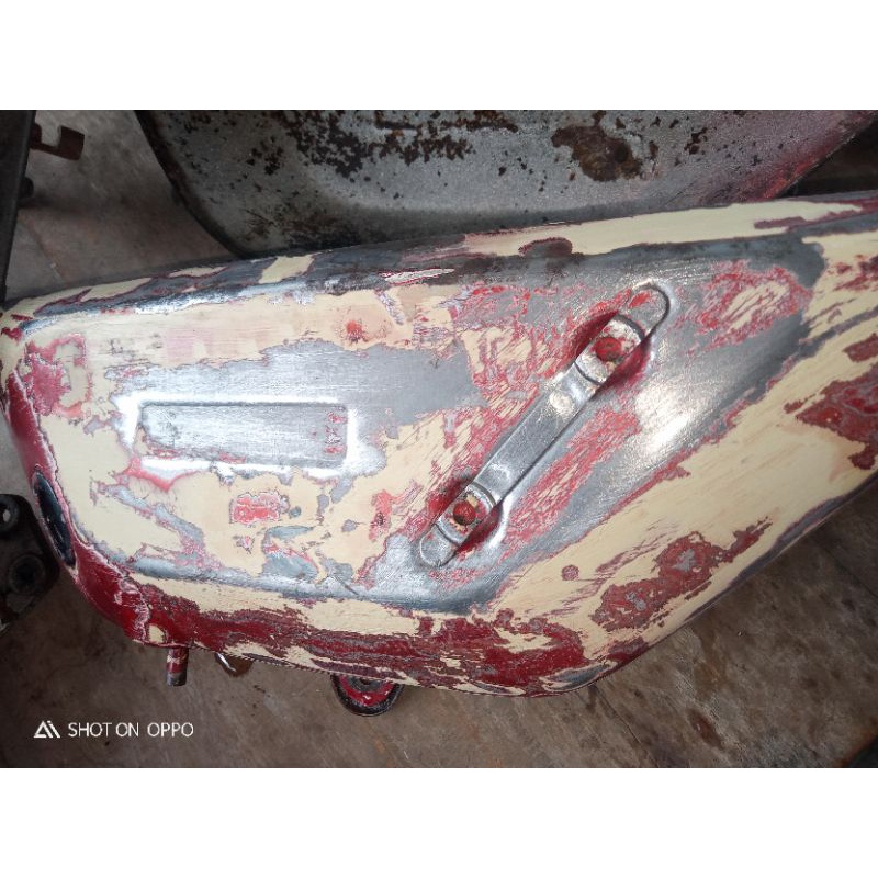 Jual as3 twins tepong yamaha as3 tangki oli yamaha as3 twins original second | Shopee Indonesia