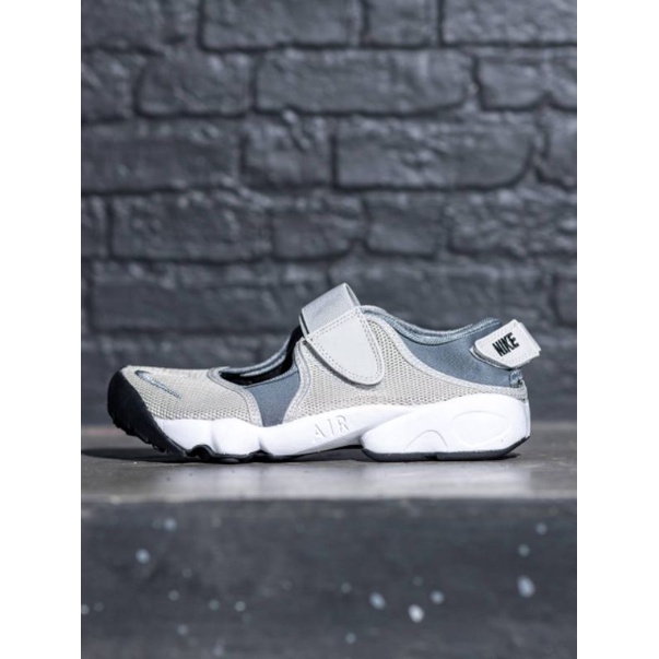 Jual Nike Air Rift Grey Black Original | Shopee Indonesia