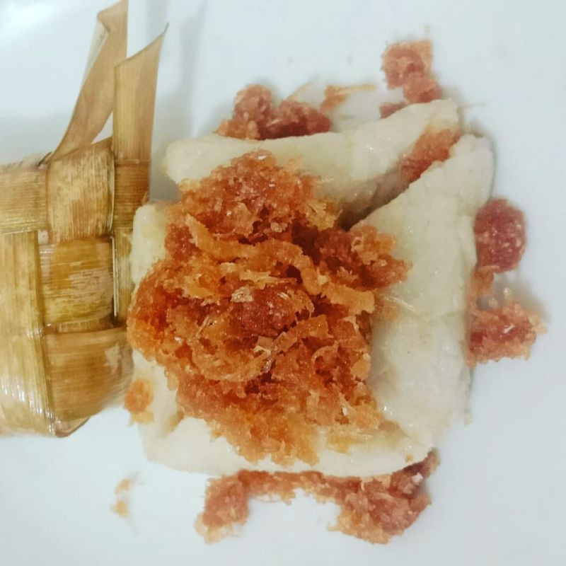 Jual Ketupat Ketan Gurih Original / Topping fla Durian | Keju Susu ...