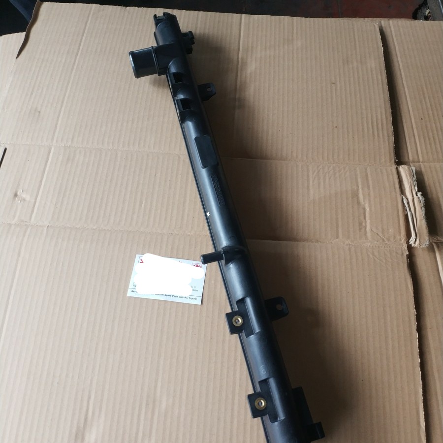 Jual Upper Tank radiator Innova Reborn Fortuner VRZ Hilux Revo Diesel ...