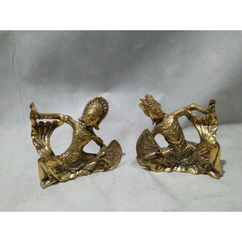 Jual Patung 2 penari Pria dan wanita Penari Bali | Shopee Indonesia