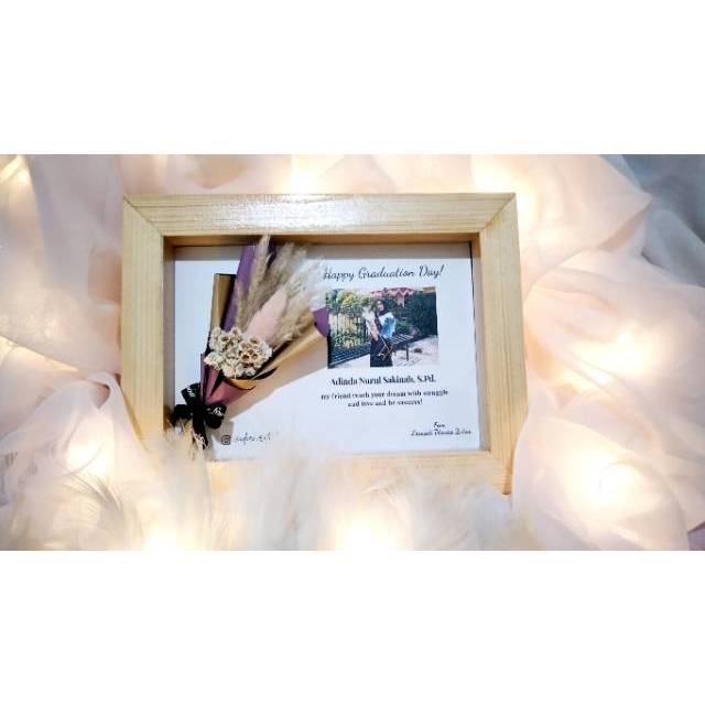 Jual Dried Flower Frame | Bingkai Bunga Kering Edelweis | Kado Wisuda ...