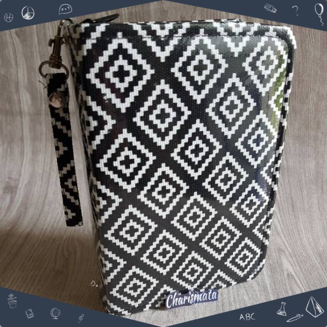 Jual SAMPUL ALKITAB CANVAS HITAM PUTIH | Shopee Indonesia