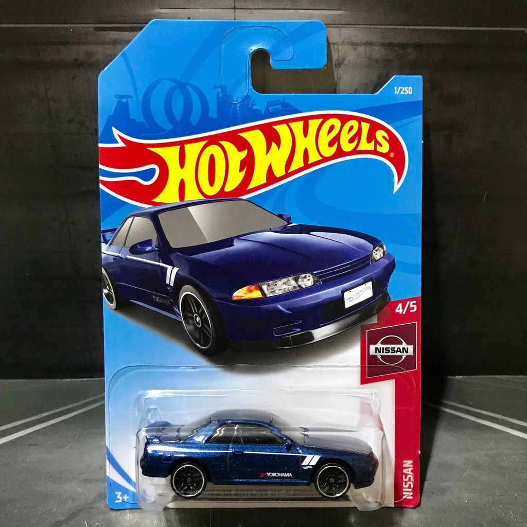 Jual Hot Wheels Nissan Skyline GT-R BNR32 Yokohama Blue R32 Nissan ...