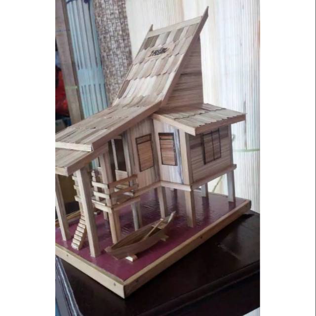 Jual Rumah adat Kalimantan bubungan tinggi replika | Shopee Indonesia