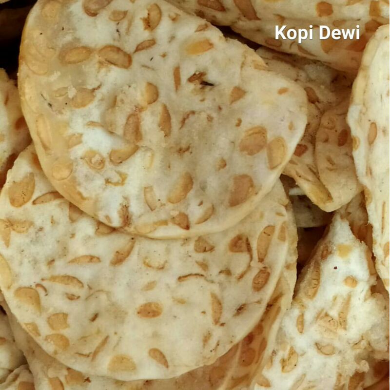Jual Cemilan Keripik Tempe Sagu - Snack / Makanan Ringan / Kue Kering ...