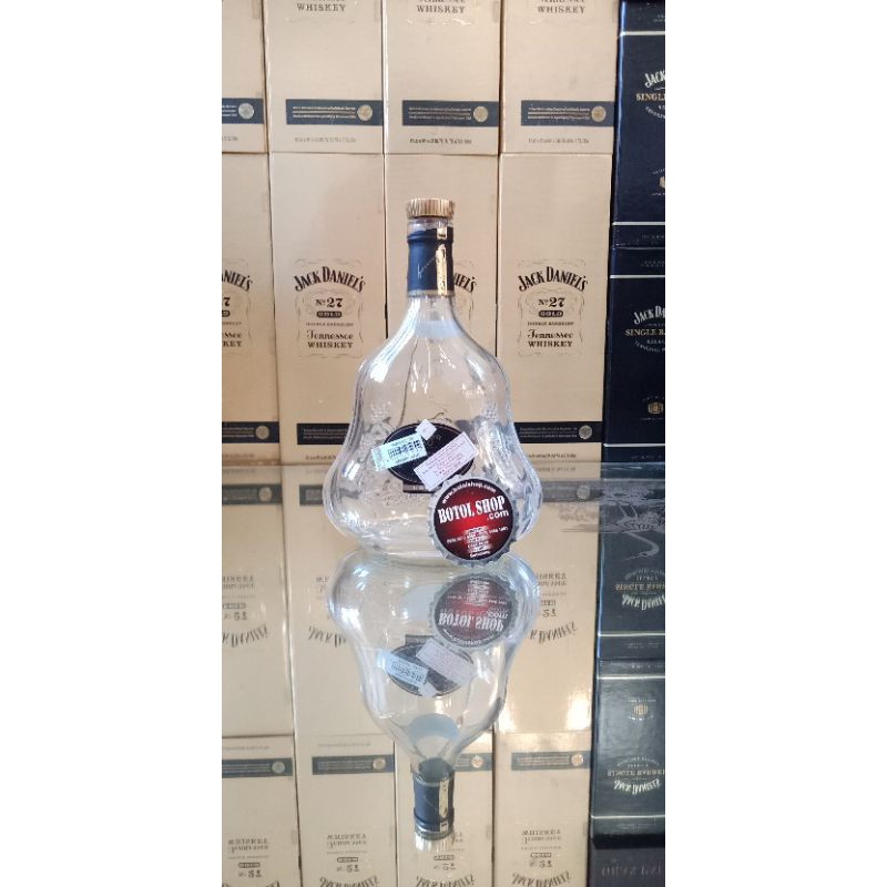 Jual Botol bekas miras botol koleksi botol pajangan botol bekas whisky botol bekas minuman keras ...