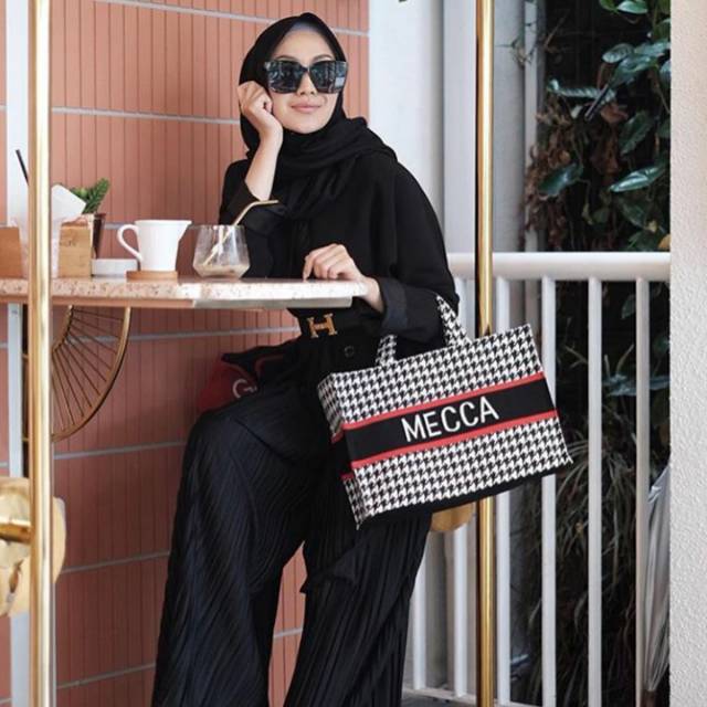 Jual MECCA EMBROIDERY BAG BY MYZASAC (ORIGINAL) | Shopee Indonesia