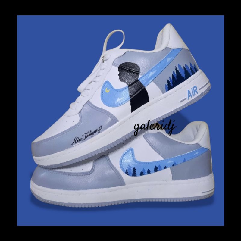 Jual Sepatu Sneakers BTS V Kim Taehyung Blue and Grey themed | Shopee ...