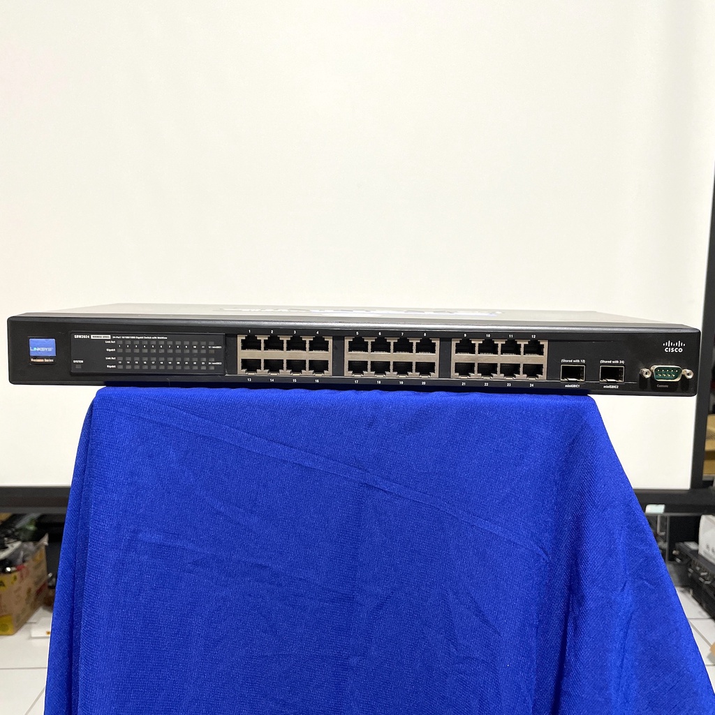 Jual switch hub linksys srw2024 24 port gigabit | Shopee Indonesia