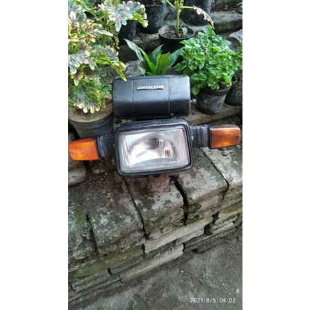 Jual LAMPU DEPAN GL MAX SET SEPEDOMETER REVLEKTOR SEIN ORIGINAL GLMAX ...