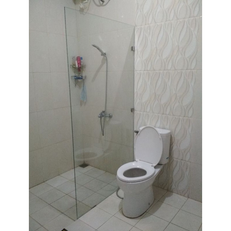 Jual kaca tempered 10mm sekatan shower kamar mandi | Shopee Indonesia