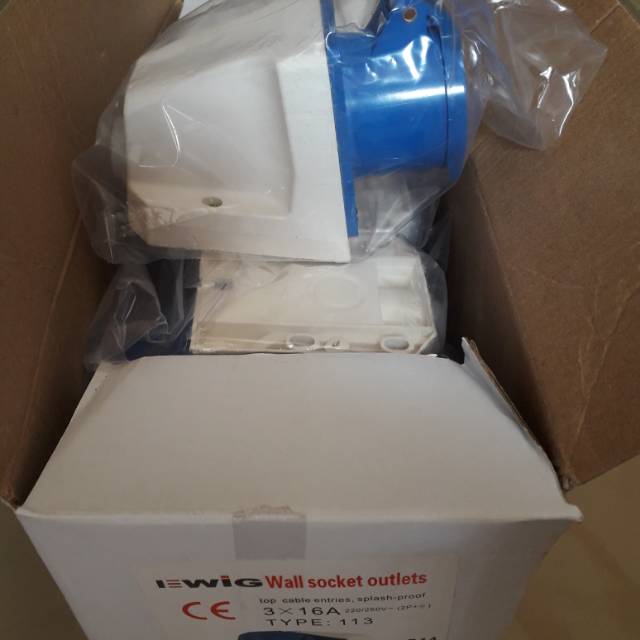 Jual Industrial Socket 3kaki 2P+E 16A EWIG | Shopee Indonesia