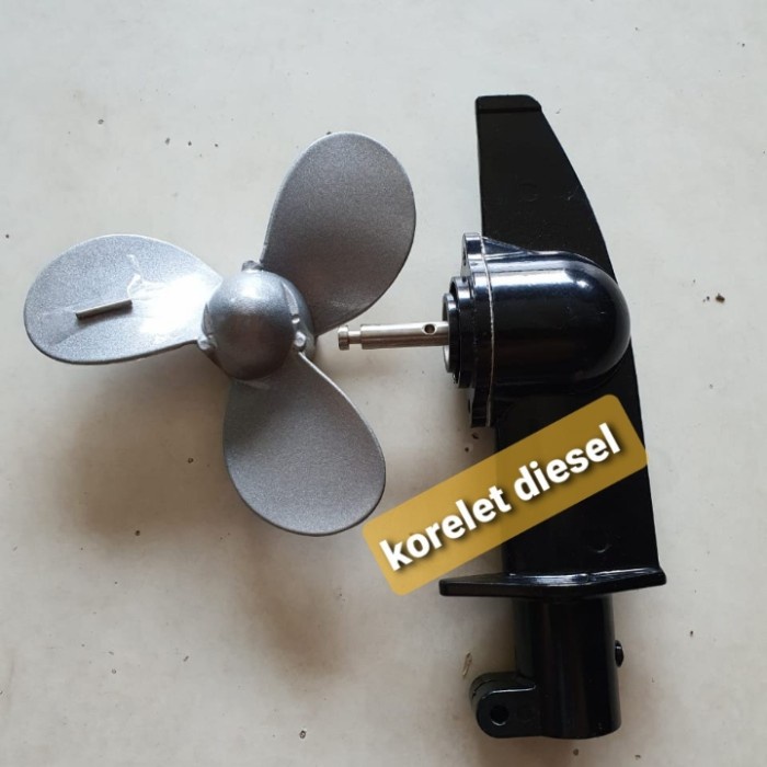 Jual Geae Case omesin perahu Tempel 3hp & 5hp + propeller 3daun ...