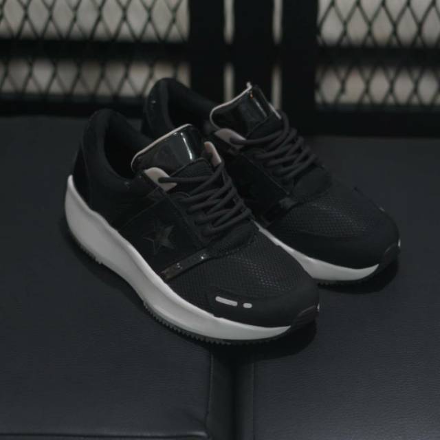 Jual Converse Run Star Black | Shopee Indonesia