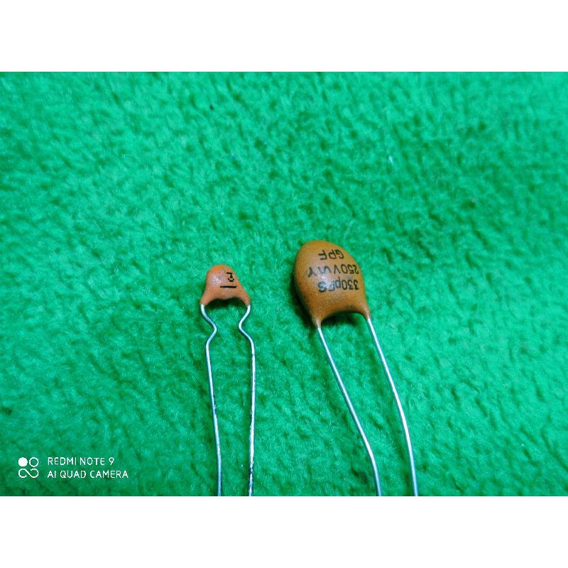 Jual kapasitor keramik coklat 330pf 250v capacitor npo high voltage hv ...