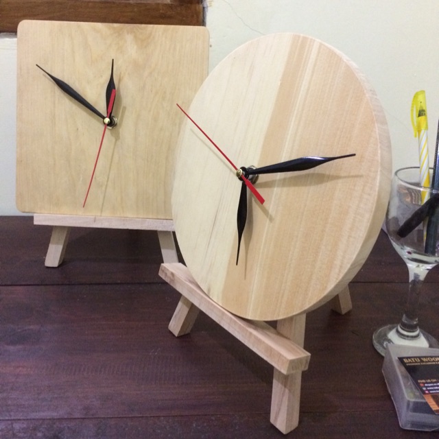 Jual Jam dinding 20cm kayu kotak bulat hiasan dinding jam | Shopee ...
