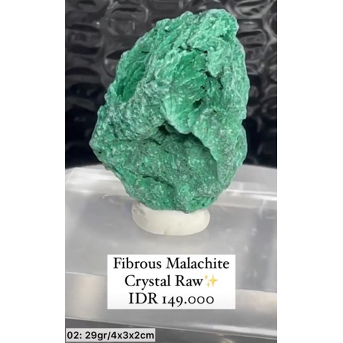 Jual Velvet Malachite Crystal Cluster / Fibrous Congo Green Rare ...
