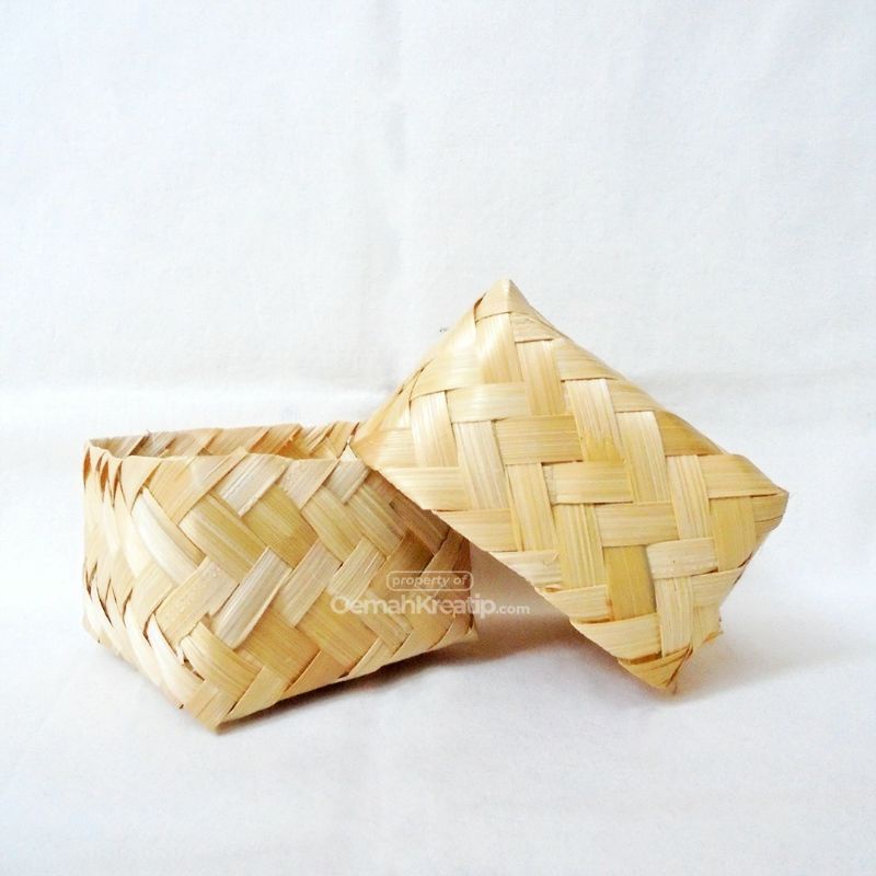 Jual Besek Bambu 9x9 cm | Besek Souvenir Pernikahan | Besek Wadah ...