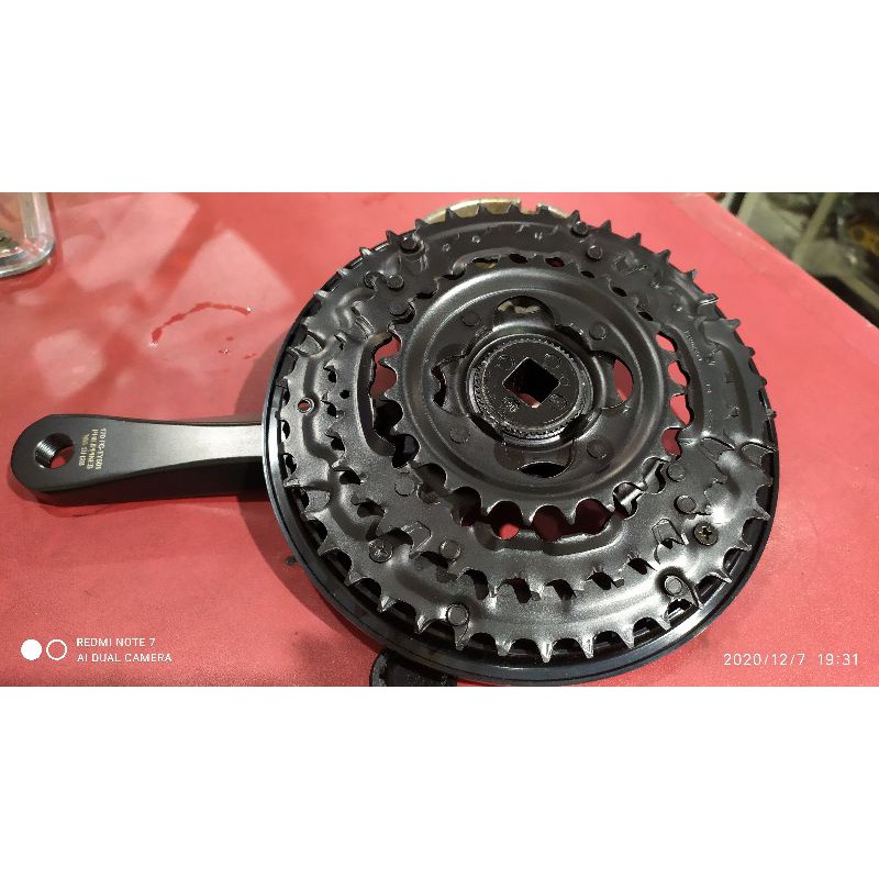 Jual Crank shimano 3 sped 42T, 34T, 24T tipe TY501 made in philippines. Gear depan sepeda ...