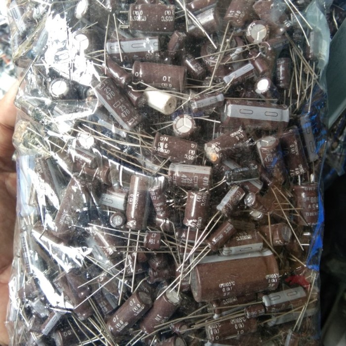 Jual Elko Kapasitor Elektrolit Capacitor Elco Isi Campur Sebanyak 1 Kg ...