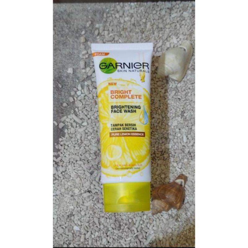 Jual Garnier bright complete pure lemon essence 100 ml | Shopee Indonesia