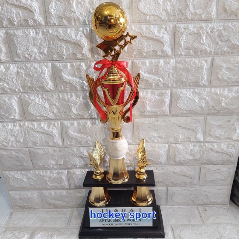 Jual Trophy Piala Bola Futsal 2 KAKI MURAH | Shopee Indonesia