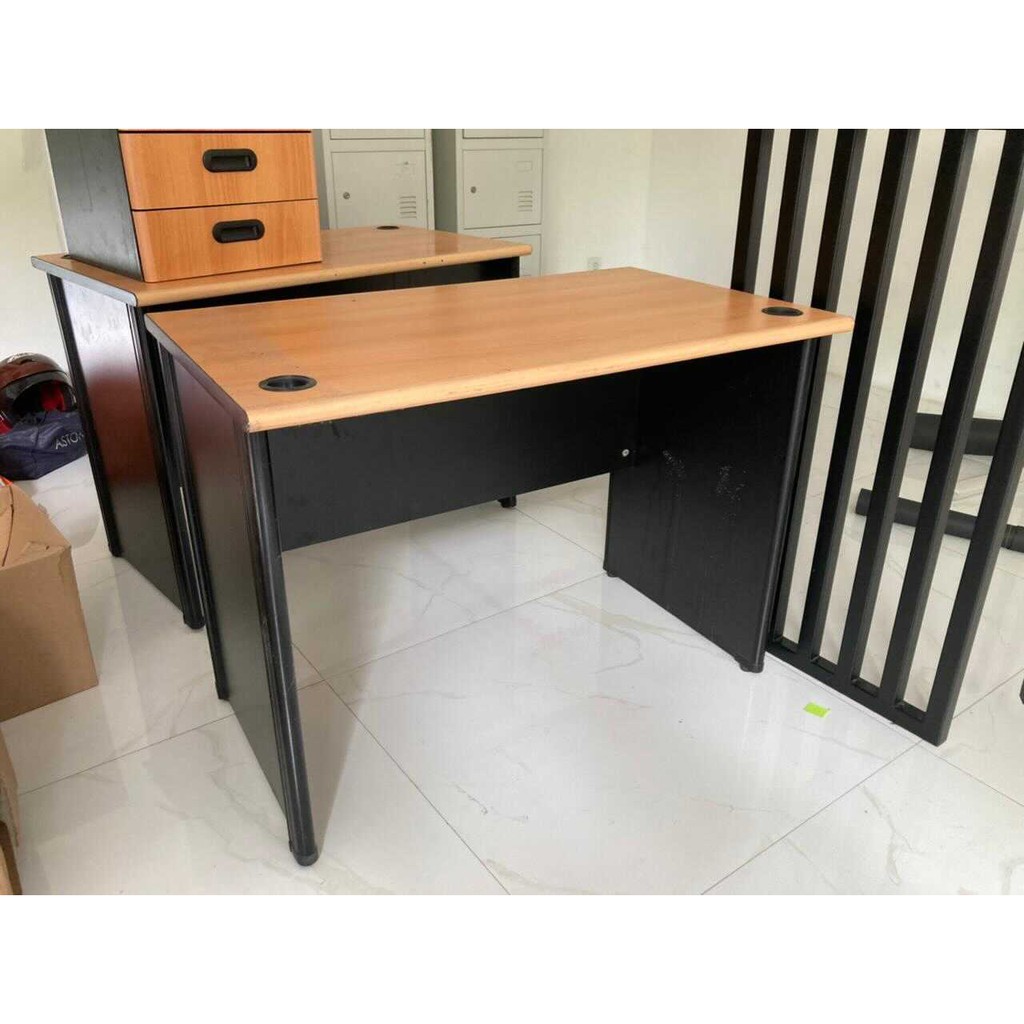 Jual Meja kantor UNO / meja kerja UNO 120 tanpa laci | Shopee Indonesia