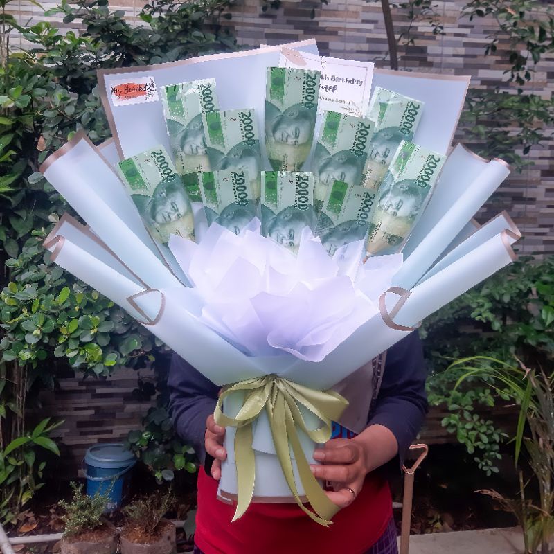 Jual Bucket Uang/Money Bouquet 10 LEMBAR (HANYA BDG DAN SEKITARNYA ...