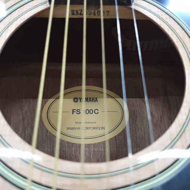 Jual Guitar Accoustic Yamaha Gitar akustik Yamaha FS400 SMB , Yamaha ...