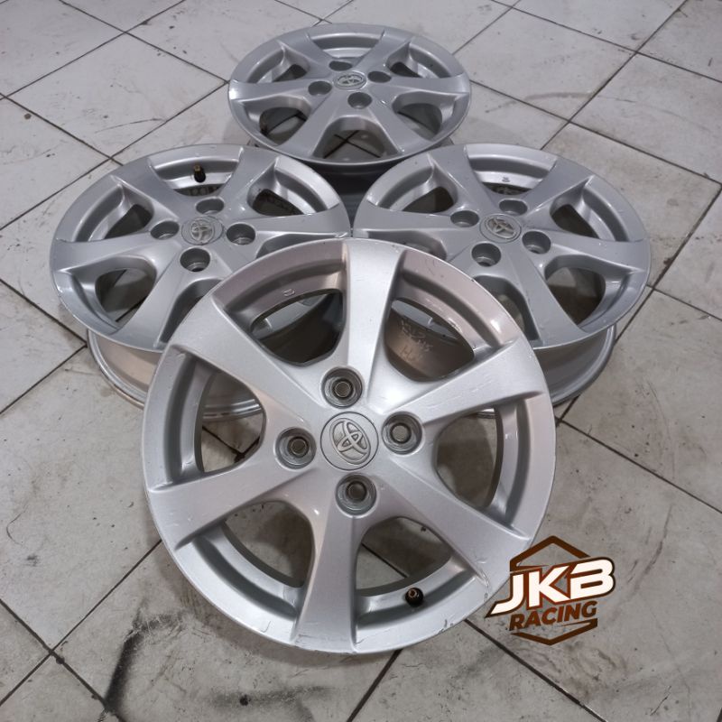 Jual VELG MOBIL BEKAS OEM STANDAR AGYA AYLA R14 HOLE 4X100 VELG ONLY 4PCS | Shopee Indonesia