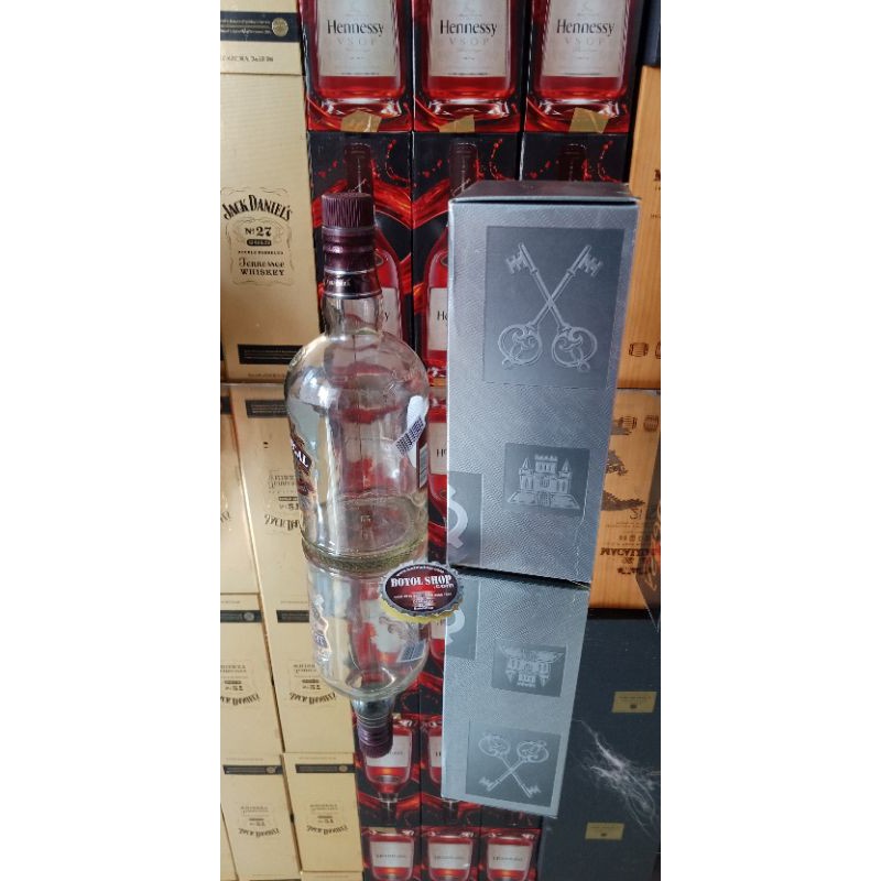 Jual Botol bekas miras botol bekas whisky botol whisky botol koleksi ...