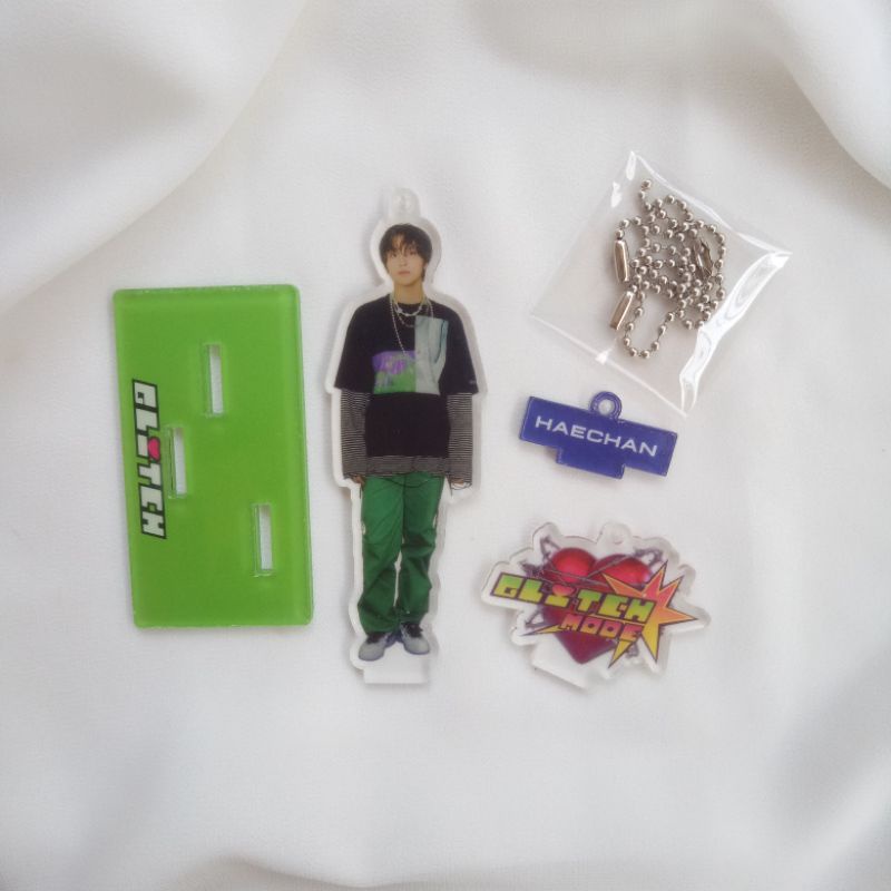 Jual HAECHAN ACRYLIC STANDEE ONLY GAME VER MD POP UP STORE | Shopee ...