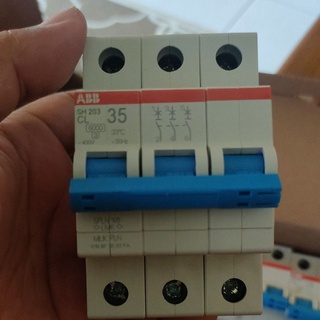 Jual mcb abb 35a 3 phase | Shopee Indonesia